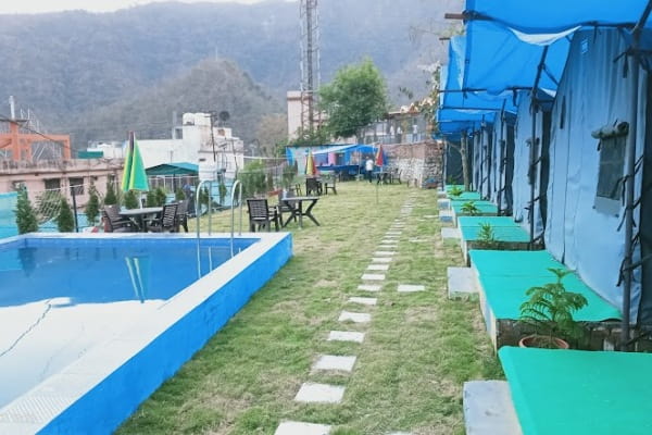 Campfire Experience at Rishikesh: Bonfire Escape | Book Online